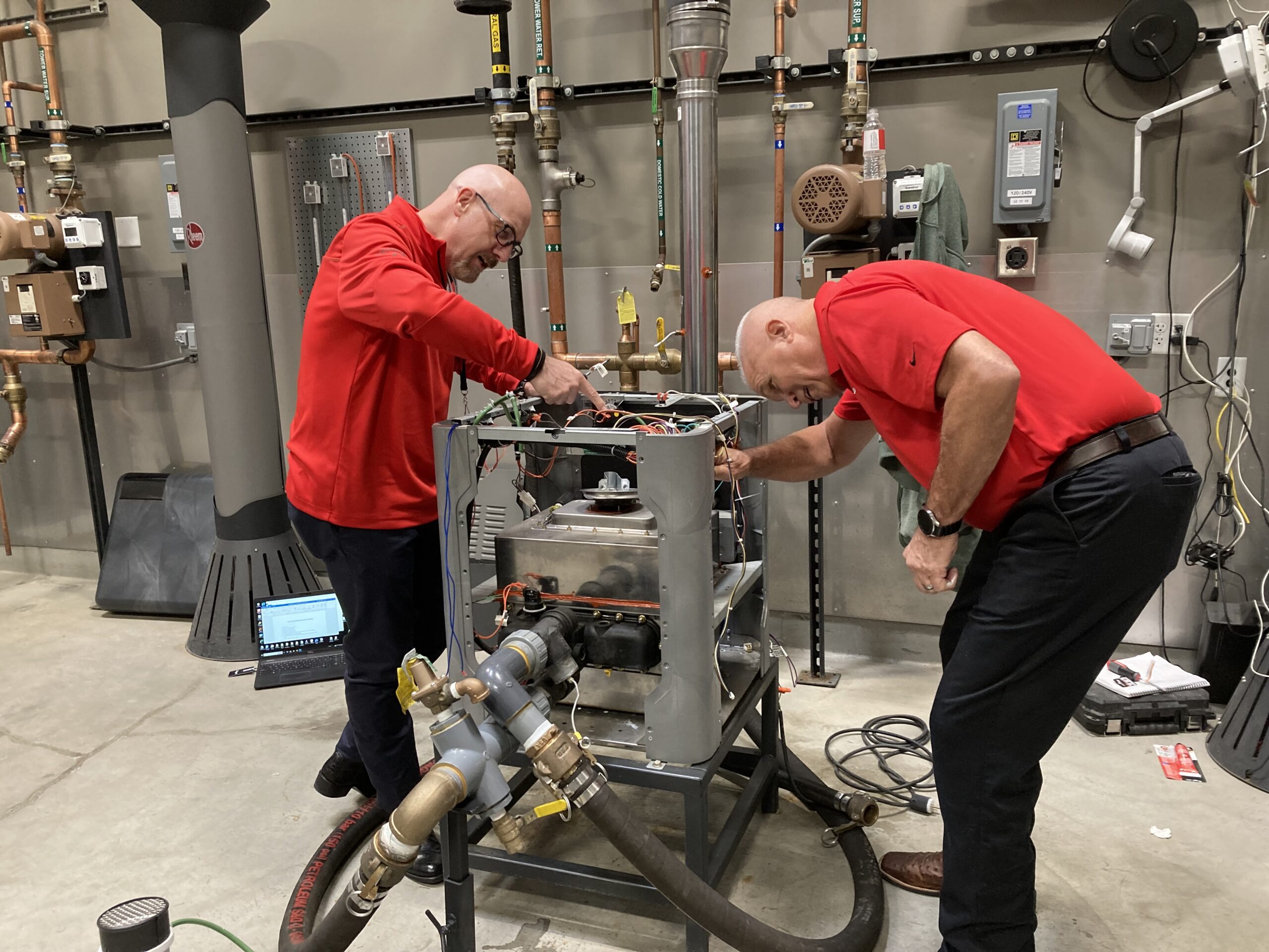 Pool Shows – Raypak